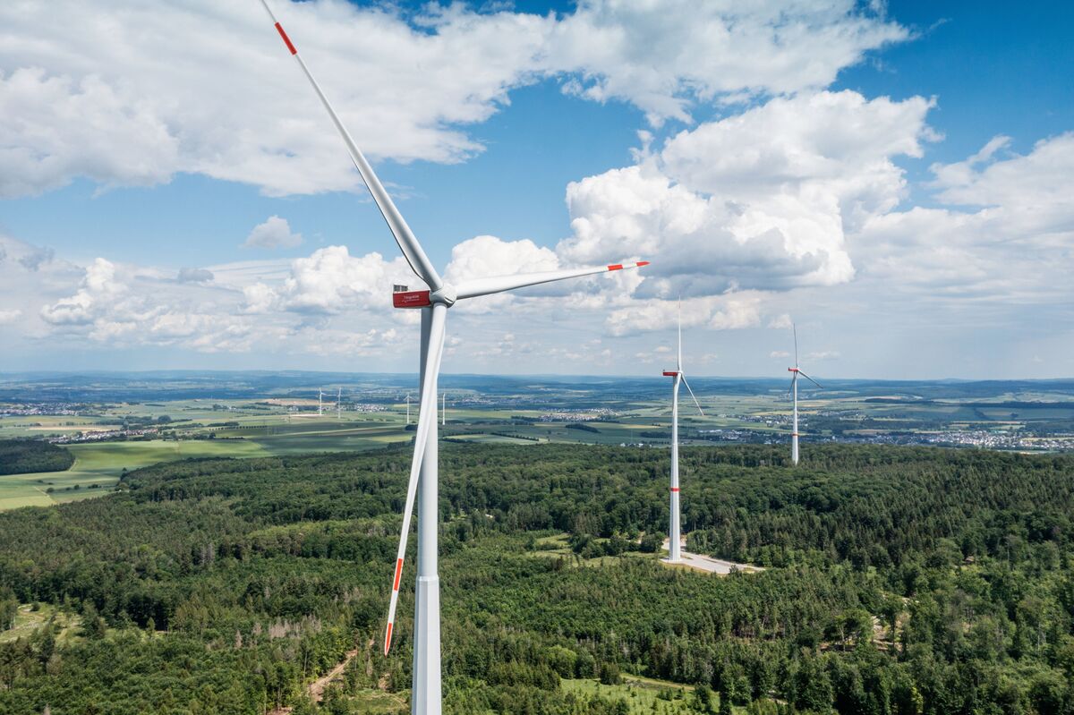 Hessischer Wirtschaftsminister Kaweh Mansoori betont die Bedeutung des ...
